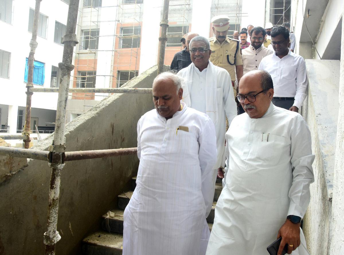 First-Year MBBS Classes to Begin at Haveri Institute of Medical ...